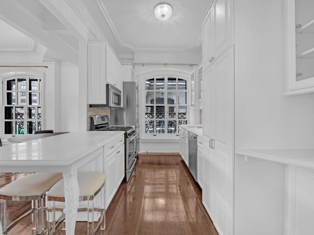 2109 broadway 5131