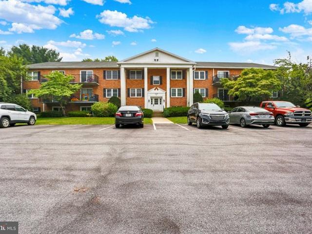 2109 Cedar Run Dr Apt 307, Camp Hill, PA 17011