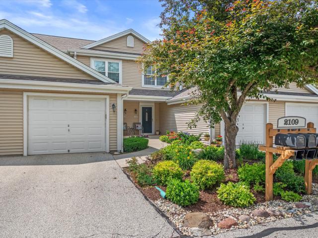 2109 E Broadway, Unit C