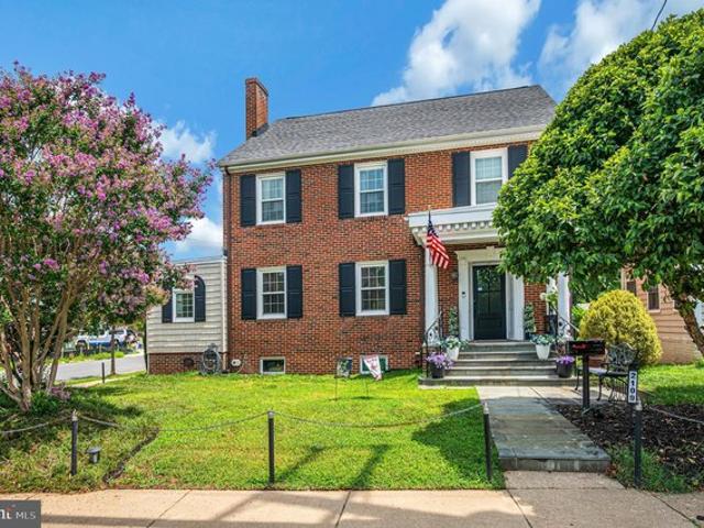 2109 Fall Hill Ave, Fredericksburg, VA 22401
