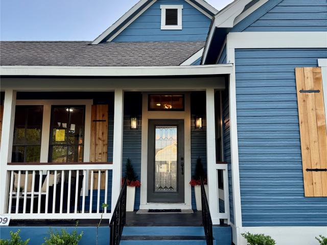 2109 Gentry Street