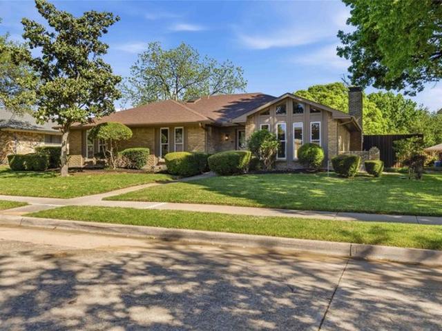 2109 Heather Hill Ln, Plano, TX 75075
