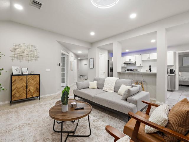 2109 Kimra Ln