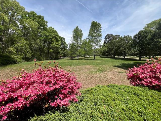 2109 Kivett Drive