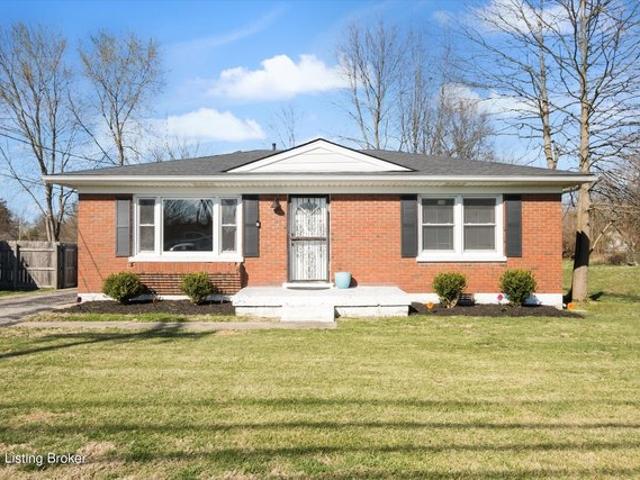 2109 Lower Hunters Trce, Louisville, KY 40216