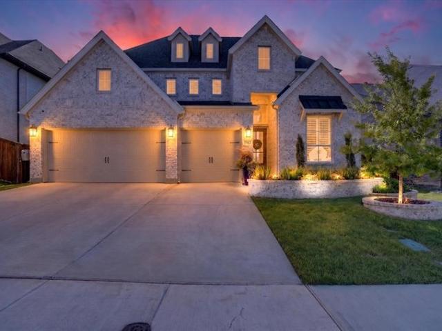2109 Pleasant Run Ln, Fort Worth, TX 76008