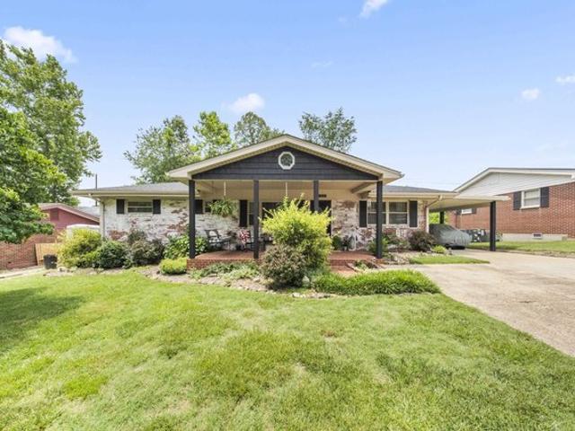 2109 Sharon Rd, Ashland, KY 41101