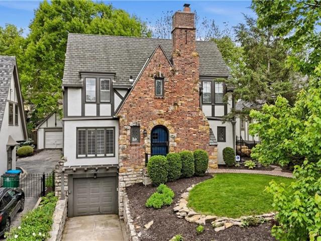 2109 W 50th Street