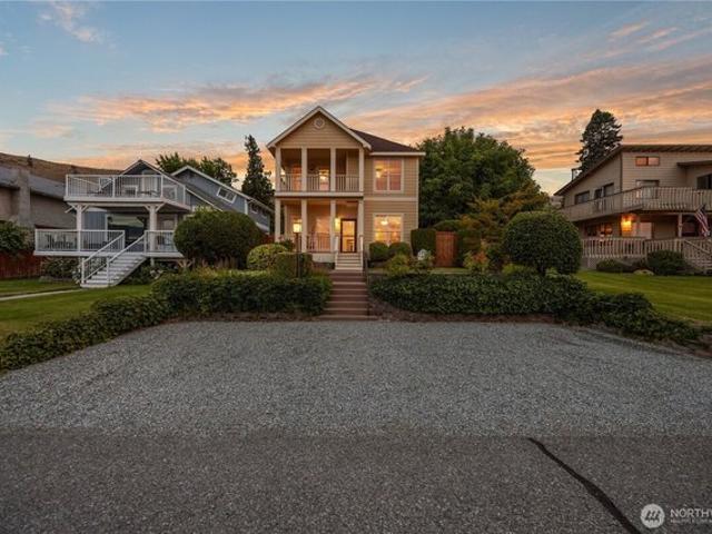 2109 W Terrace Ave, Chelan, WA 98816