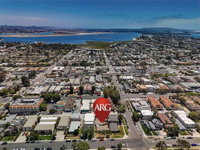 2109 11 Felspar St, San Diego, CA 92109