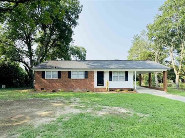 2109 3rd Loop Rd, Florence, SC 29501