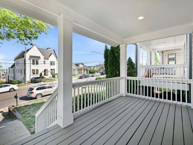2109A 11th Ave S