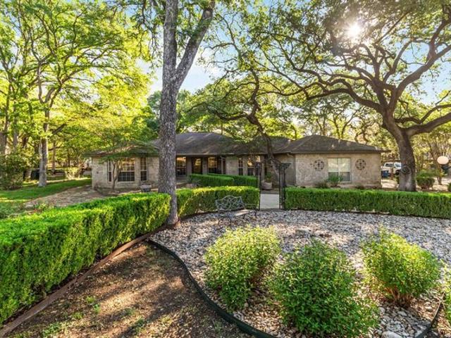 21004 Hickory Bnd, Garden Ridge, TX 78266