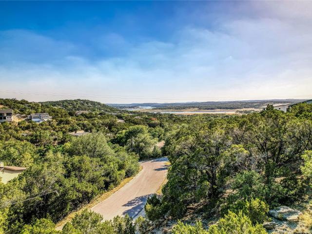 21006 Post Oak Dr, Lago Vista, TX 78645 | MLS #5589 | Compass