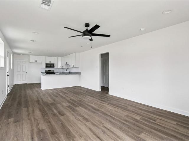 2100 Margaret Lane