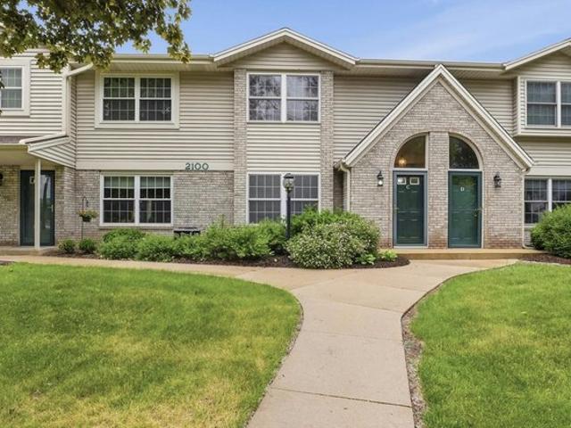 2100 Miller St Apt C, West Bend, WI 53095