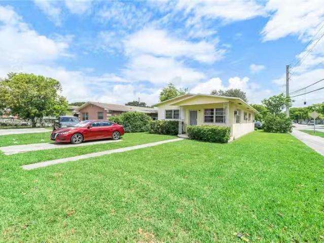 2100 NW 65TH ST, MIAMI, FL 33147 Single Family Residence For S.