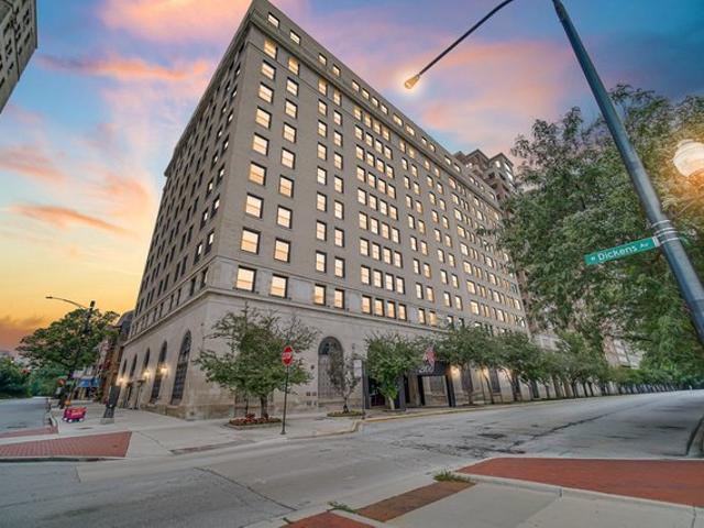 2100 N Lincoln Park Ave W Unit 7FN, Chicago, IL 60614