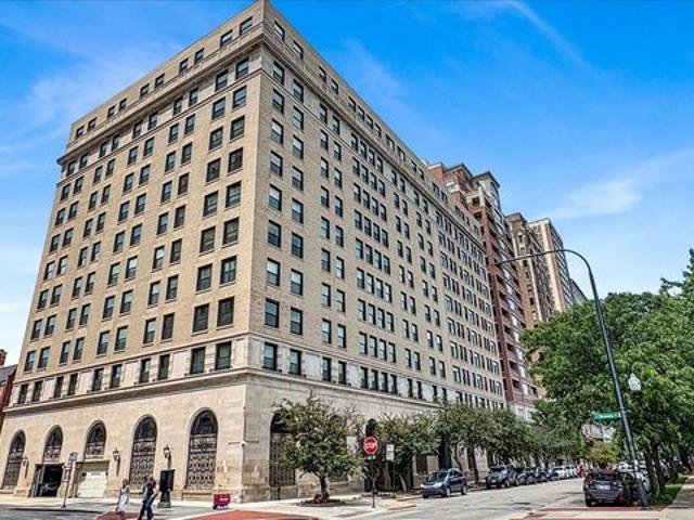 2100 N Lincoln Park W Apt 3FN, Chicago, IL 60614