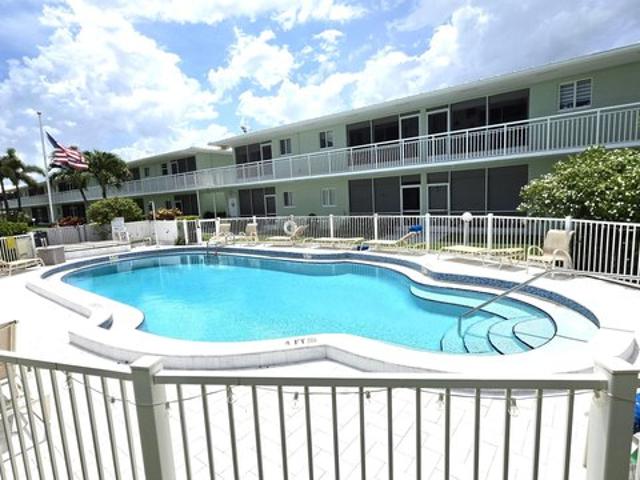 2100 NE 38th St Apt 219, Lighthouse Point, FL 33064