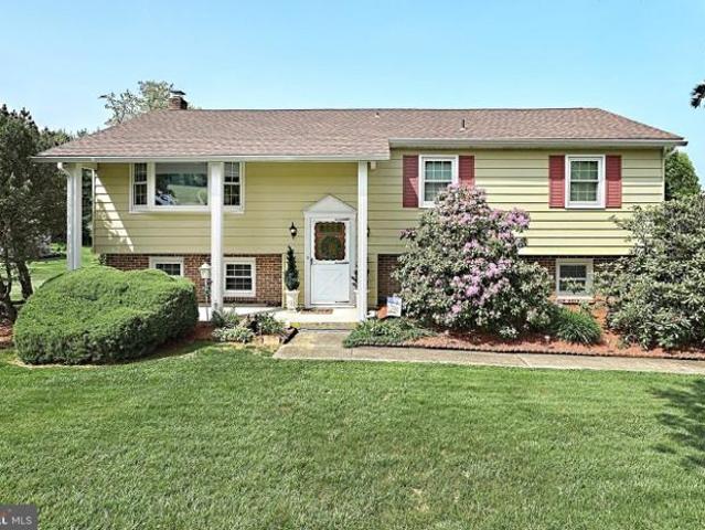 2100 Noss Rd, York, PA 17408