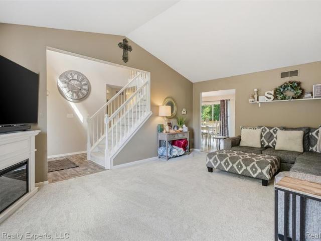 2100 Ore Creek Lane