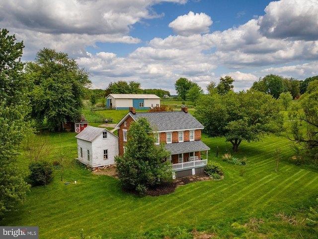 2100 Blacks School House Rd, Taneytown, MD 21787