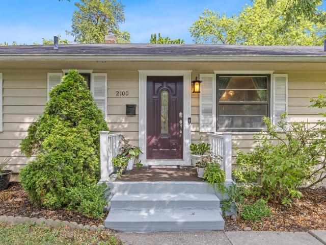 2100 Cambridge Drive