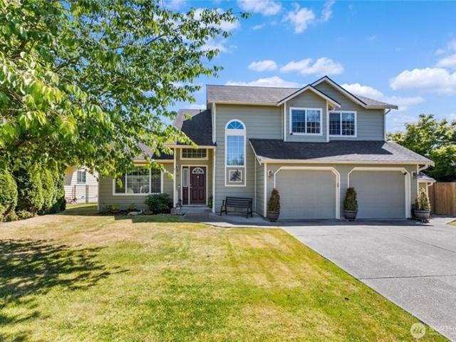 2100 Fowler Pl, Mount Vernon, WA 98274