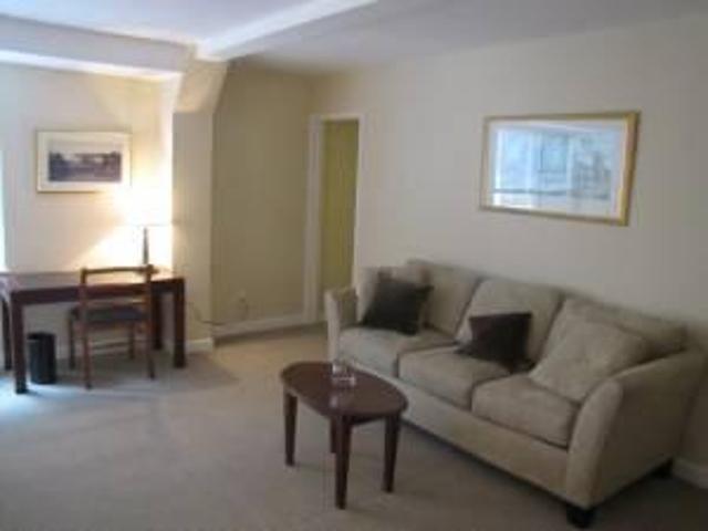 $2100 High floor, high end apt! Furnished, doorman, gym, March 15th Rittenhouse Square