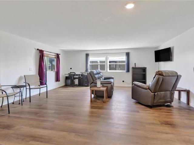 2100 Kings Hwy, Unit 1052, Port Charlotte, FL 33980 | MLS #C7511