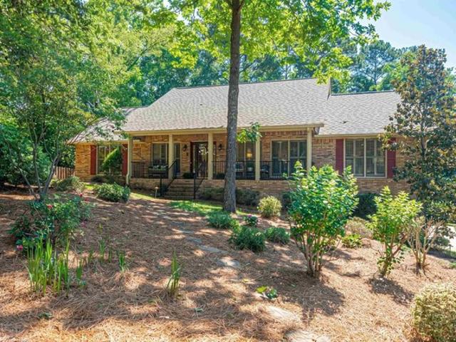 2100 Partridge Berry Rd, Hoover, AL 35244