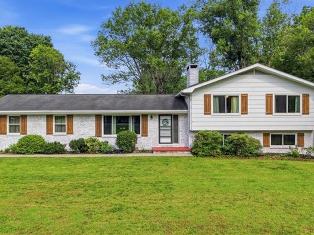 2100 Peerless Rd NW, Cleveland, TN 37311