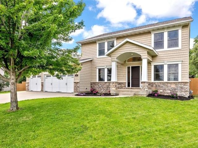 2100 Pike Ct, Marion, IA 52302