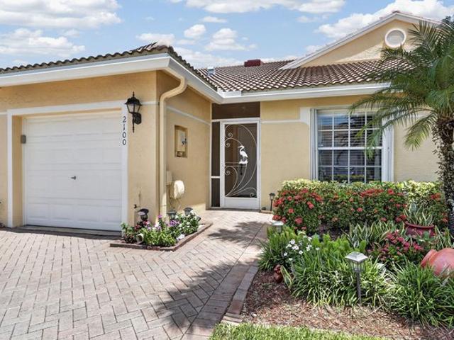 2100 Stonington Ter, West Palm Beach, FL 33411