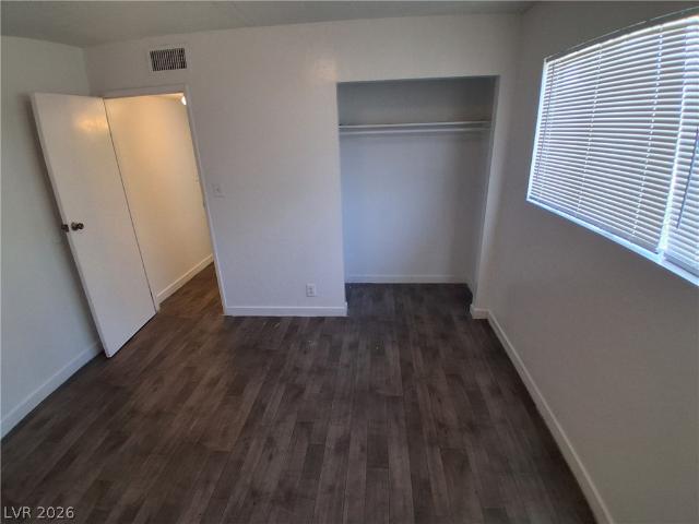 2100 Sunrise Avenue 6