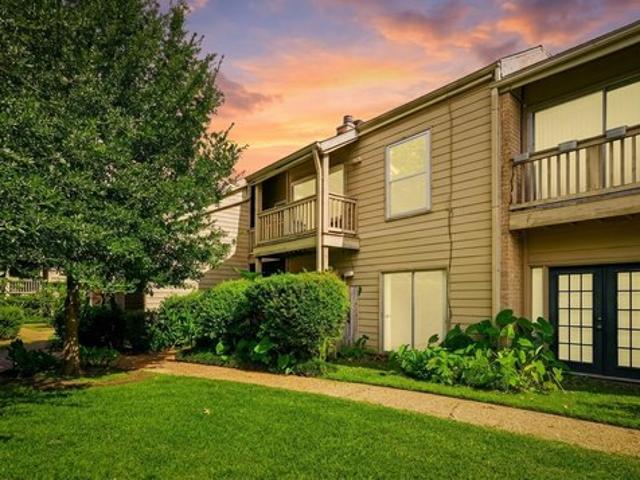 2100 Tanglewilde St Apt 378, Houston, TX 77063