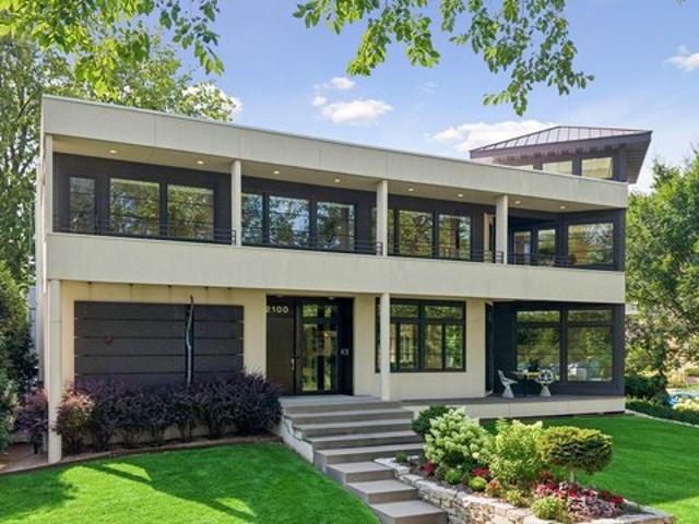 2100 W Lake of the Isles Pkwy, Minneapolis, MN 55405