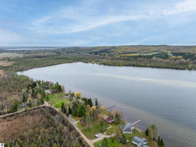 2100 Walleye Lane