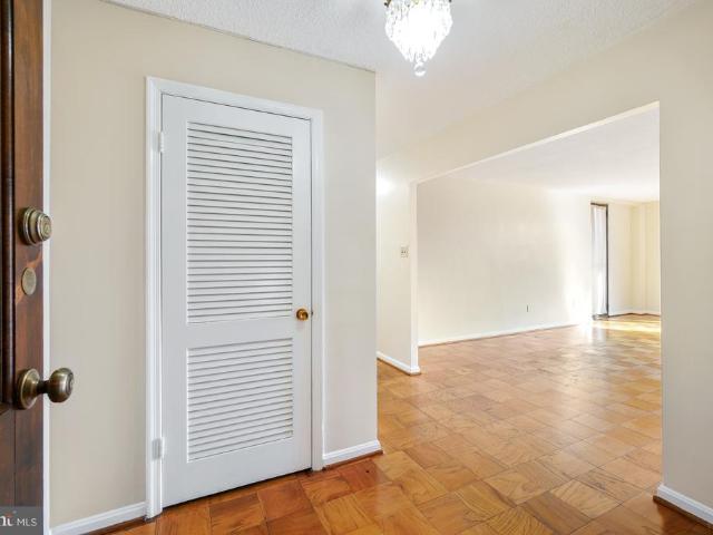 2100 Washington Avenue # 9 B