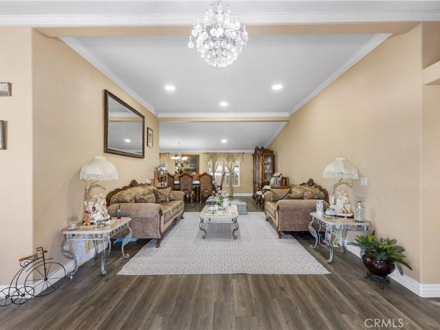 2100 Windflow Dr, Unit 70, Rosamond, CA 93560 | MLS #SR26092
