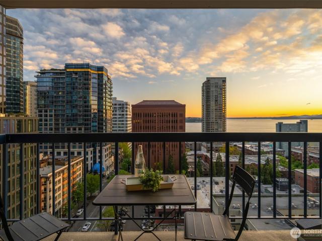 2100 3rd Avenue # 1702