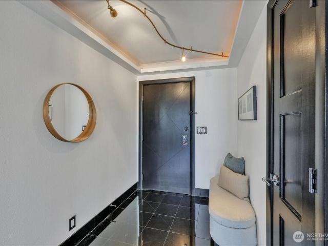 2100 3rd Avenue # 2206