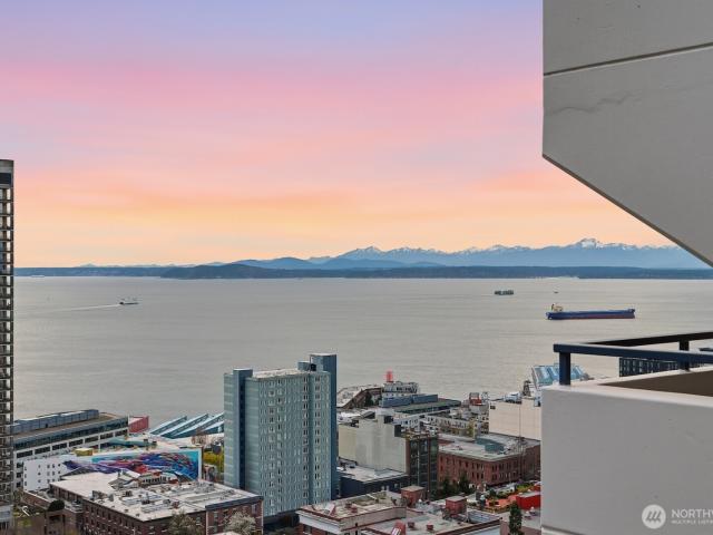 2100 3rd Avenue # 2601