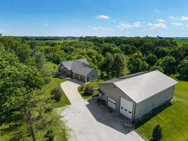 21011 th St, Nevada, IA 50201