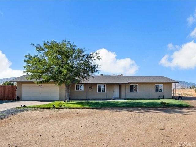 21011 Valencia St, Apple Valley, CA 92308