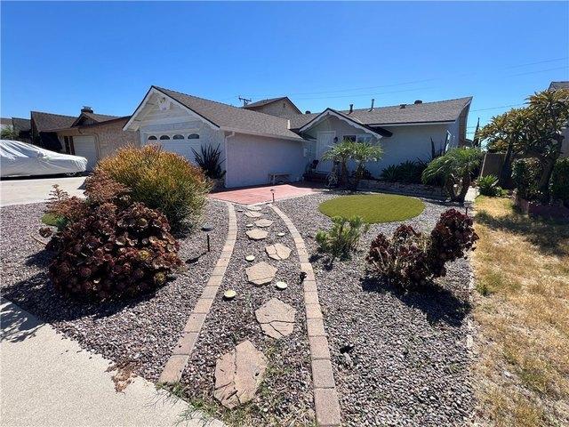 21011 Wardham Ave, Lakewood, CA 90715