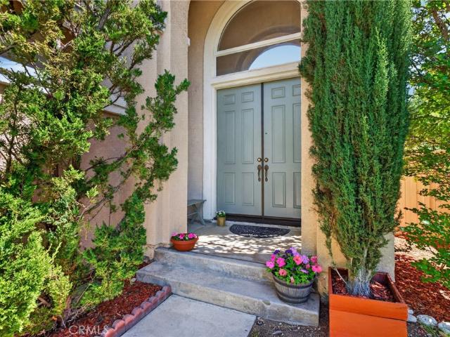 21012 Oakriver Ln, Newhall, CA 91321 | MLS #SR26081
