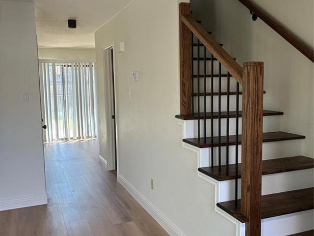 2101 Mistletoe Ave, Fort Worth, TX 76110 | MLS #21240