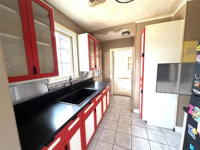 2101 NW 27th Street